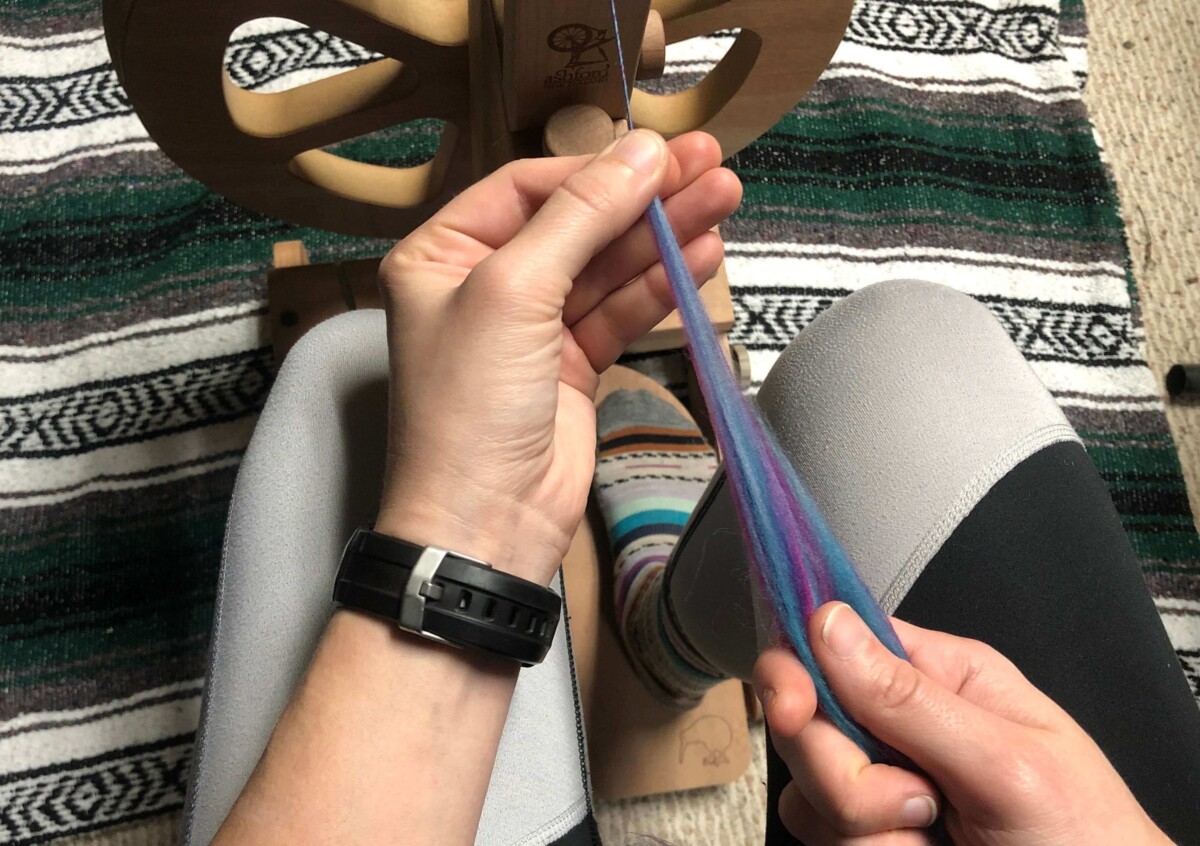How to Use a Spinning Wheel (5 Simple Steps to Make Yarn) – Yarnhustler